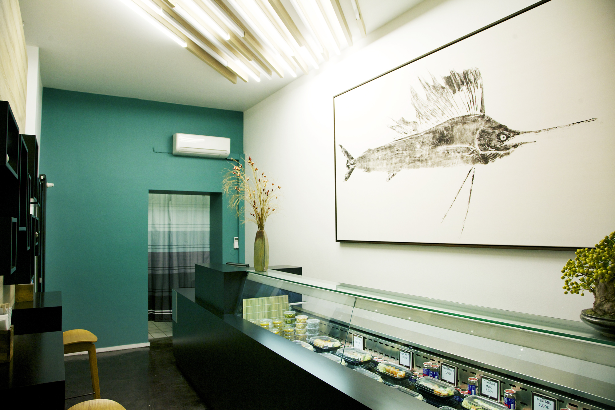 Next to KUCHI - KUCHI RESTAURANTSKUCHI RESTAURANTS - Das Sushi ...